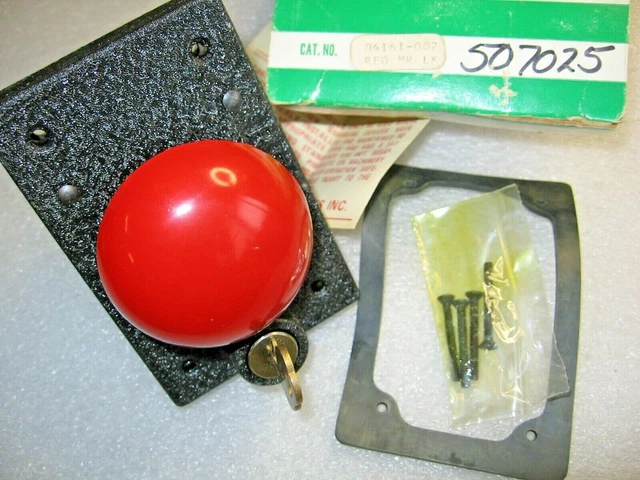 REES 04161-002 RED Keyed Locking 2-1/4" Push-Button E-Stop Emergency ...