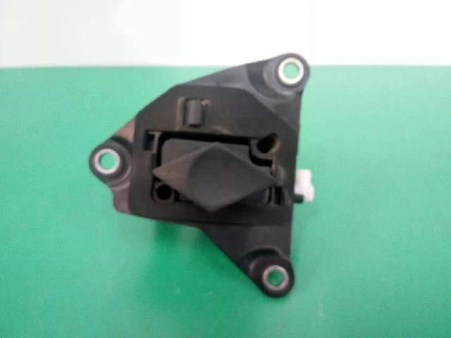 8200060917B LEVIER DE extérieur portail POUR RENAULT CLIO II FASE II (B/CB0) / EUR 57,36 ...