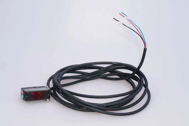 CAPTEUR PHOTOÉLECTRIQUE KEYENCE PZ2-41P 12 - 24V DC PNP 600 mm EUR 28 ...
