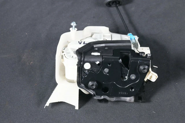 15.924KM AUDI A3 8V A1 Türschloss Schloss Tür vorne L VL 8X1837015 ...