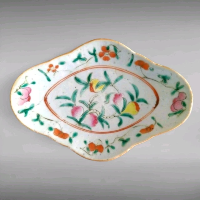 ANTIQUE 19TH CENTURY Famille Rose Chinese Scalloped Footed Dish ...