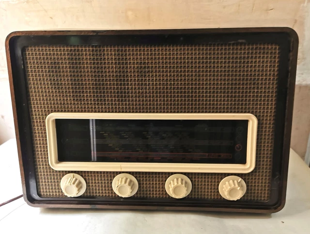 VINTAGE 1940S SOBELL Radio Bakelite Case Valve Radio Short, Medium ...