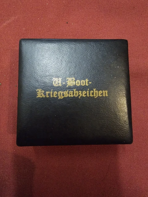 REPO WW2 GERMAN Kriegsmarine Cased U-Boat War Badge In Gold W/Stick Pin ...