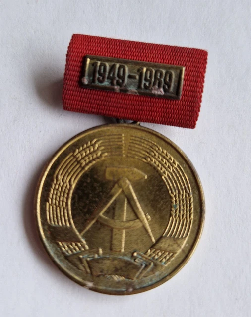ORIGINAL DDR MEDAILLE --40 Jahre DDR 1949-1989-- EUR 9,00 - PicClick DE