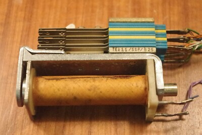 GPO STROWGER EXCHANGE TYPE 3000 RELAY DESIGNATED RT (Used, Recovered) £ ...