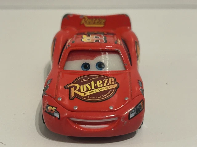 VOITURES DISNEY PIXAR Rust-eze Lightning McQueen échelle 1/55 modèle jouet course EUR 10,53 ...