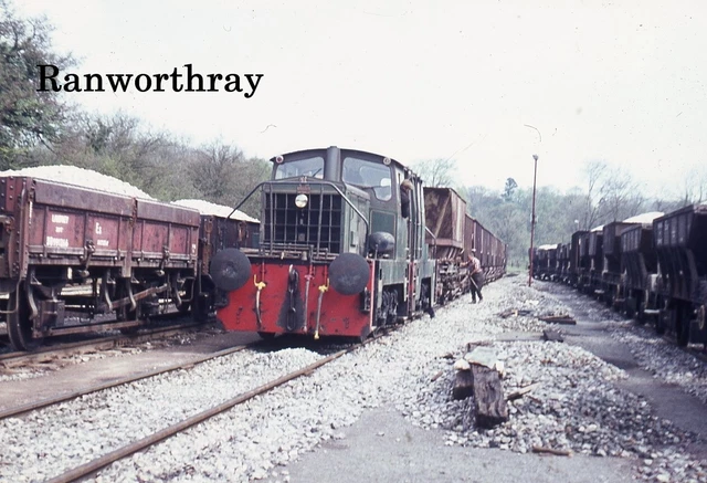 ORIGINAL 35MM SLIDE Diesel Loco Engine B.R Rail Quarry works Train ...