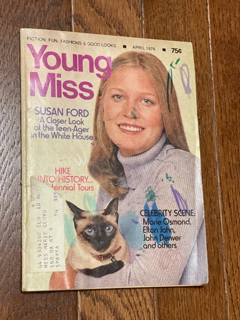 YOUNG MISS MAGAZINE 1976 April Susan Ford White House Siamese Cat D-19 ...