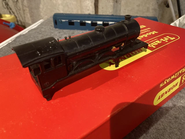 HORNBY TRIANG R150 B12 Class Steam Locomotive Bodyshell 61572 00 Gauge ...