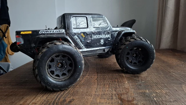 TEAM ASSOCIATED RIVAL MT10 Brushless 1:10 Rc monster Truck £156.70 ...