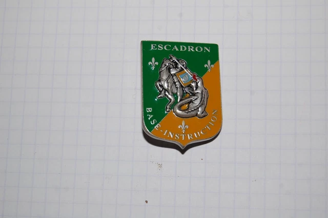 INSIGNE MILITAIRE Escadron Base Instruction EUR 2,00 - PicClick FR