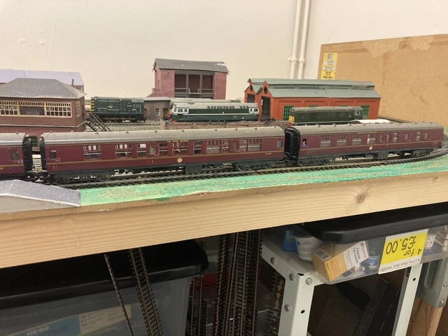 6 HORNBY COACHES oo gauge. Pines express £70.00 - PicClick UK