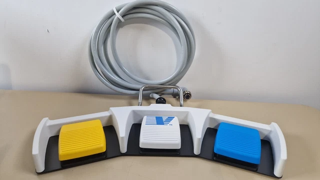 COVIDIEN VALLEYLAB FORCE Triad three-pedal footswitch ref: FT6003 £749. ...