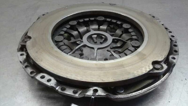 KIT D´EMBRAYAGE POUR Nissan Qashqai J10 1.6 Dci Turbodiesel Cat 133307 1333073 EUR 123,12 ...