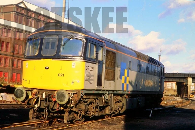 35MM SLIDE BR British Rail Diesel Loco Class 33 33021 1990 Original £4. ...
