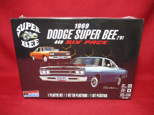 1969 DODGE SUPER Bee 440 Six Pack Coronet Muscle Car Monogram 1:24 ...