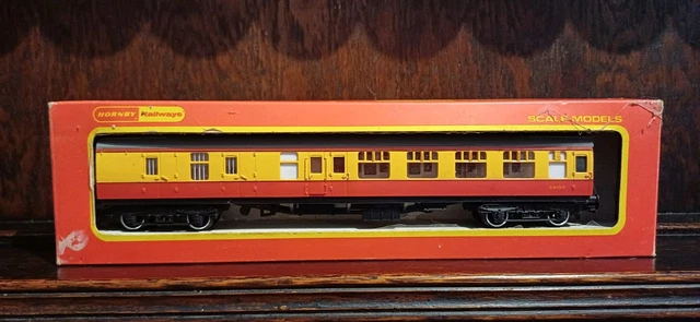 HORNBY R627 BR - Brake 2nd Coach Crimson & Cream £10.47 - PicClick UK