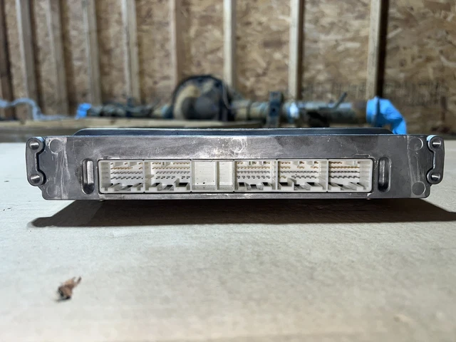 2002 LEXUS IS300 Ecm Ecu Engine Control Module Computer 89661-53300 ...