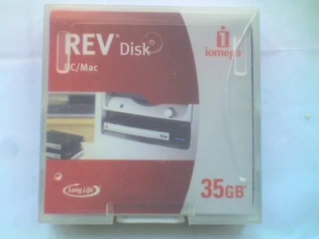 IOMEGA REV 35 GB DISCO PC formattato (usato) - A EUR 11,65 - PicClick IT