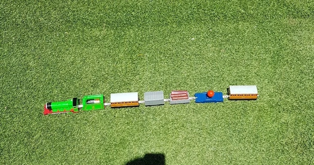 THOMAS THE TANK Engine & Friends Trackmaster MOTORIZED TOMY HENRY TRAIN ...