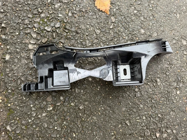 SUPPORT PARE-CHOCS DROITE Mercedes-Benz W213 Soude A2138850165 EUR 31 ...