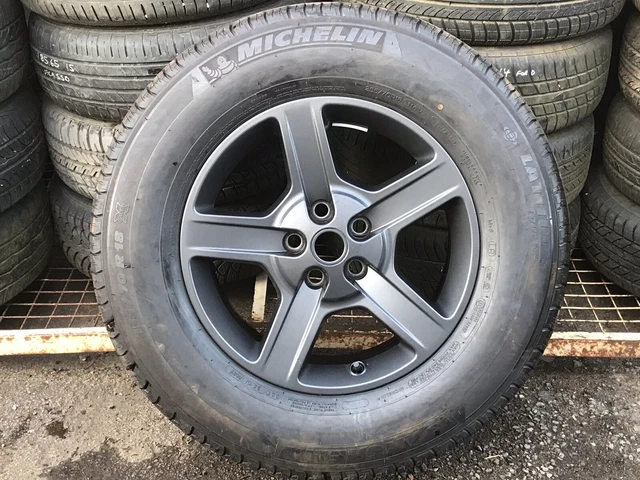 LAND ROVER DEFENDER 18" Alloy Wheel Rim & 225 70 18 Tyre L8B21007Bb ...