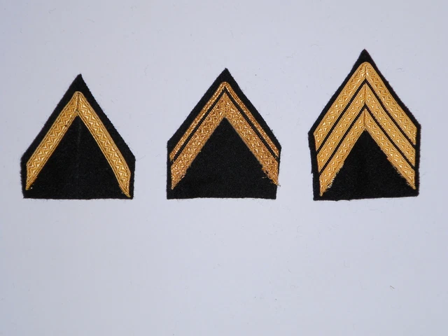 GRADES - GALONS de bras - modèle 45 Arméee de Terre Infanterie ...