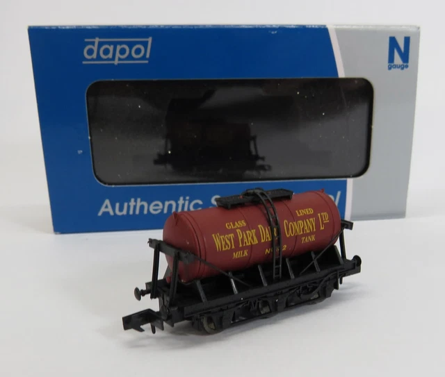 N GAUGE DAPOL 2F-031-025 6 Wheel Milk Tanker Wagon West Park Dairy No ...