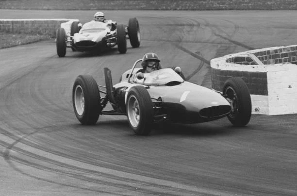 NEW ZEALAND FORMULA 1 Legend Bruce McLaren No 52 6x4 OLD MOTOR RACING ...