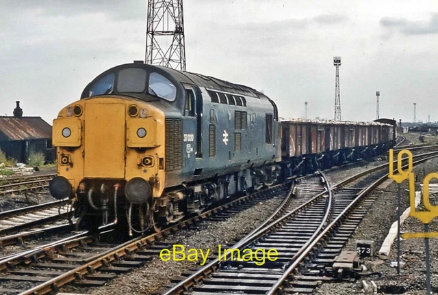 PHOTO RAILWAY 6X4 Class 37 37020 Freight Train at Thornaby c1980 £2.00 ...
