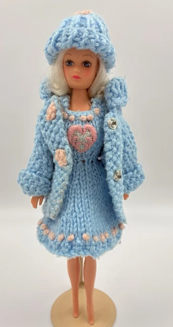 VINTAGE PLATINUM BARBIE Clone Doll TNT Bend Leg Hong Kong & Clothing ...
