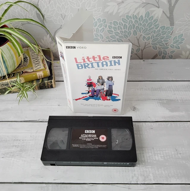 LITTLE BRITAIN COMPLETE Series 1 VHS Video Tape £10.00 - PicClick UK