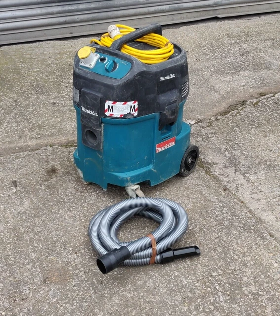 MAKITA 447M 110V Wet & Dry Vacuum Dust Extractor Vac control hose M ...