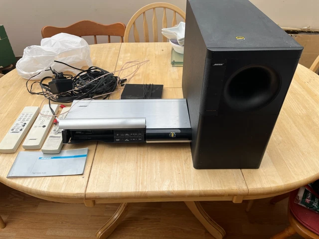 BOSE LIFESTYLE MODEL 20 Music System + BOSE 30 Speaker System £49.99 ...