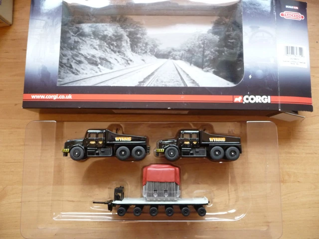 CORGI TRACKSIDE DG198010, Scammell Contractor x 2 Trailer & Load ...