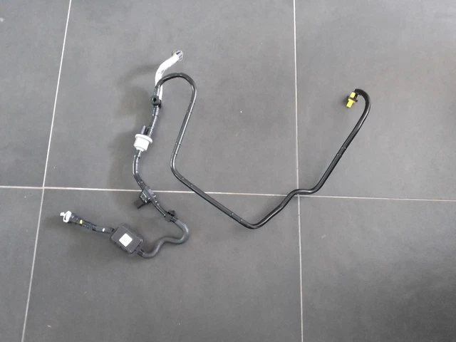 ORIGINAL VW SKODA Verbindungsrohr mit AKF-Ventil 05C133352AD NEU EUR 160,00 - PicClick DE