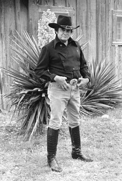 COUNTRY SINGER JOHNNY Cash photographed on March 29 during taping - Old ...
