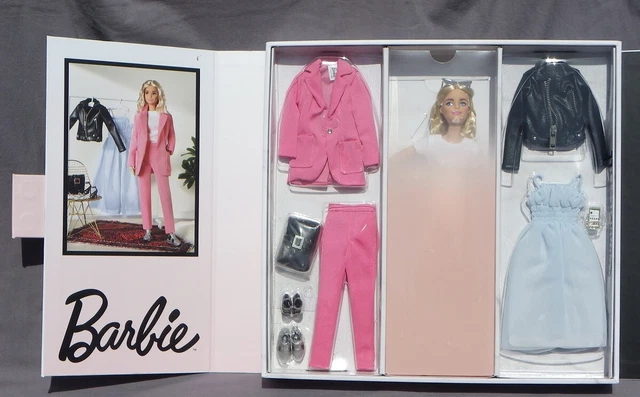 BARBIE @ BARBIESTYLE COFFRET poupée fully poseable 2021 Mattel GTJ82 ...