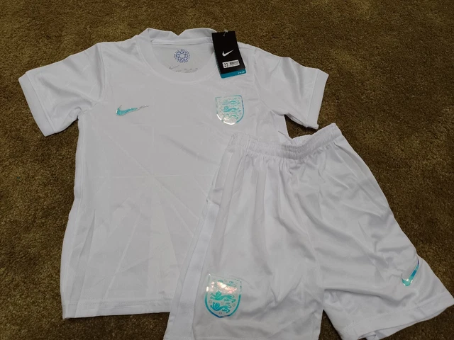 ENGLAND WOMEN LIONESSES Home kit EURO 2022 kids size 22 approx 6-8 ...