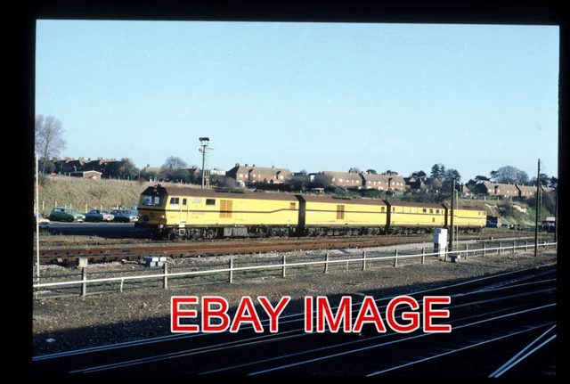 ORIGINAL 35MM SLIDE TRACK UNIT AT WESTBURY £2.75 - PicClick UK