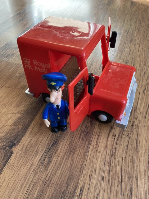 POSTMAN PAT TOYS Large Friction Powered Post Office Truck & Pat £8.99 ...