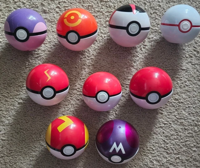 LOT OF 9 Pokemon Pokeball Clip N Go Poke Ball Toys Empty Red White Blue ...