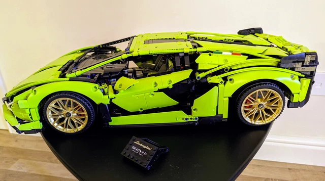 LEGO TECHNIC 42115 Lamborghini Sián 100% complete with box and ...