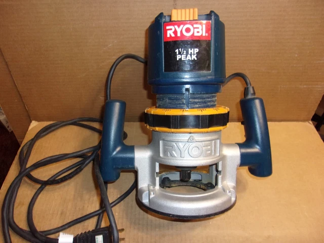 RYOBI PRO MODEL R161 Router 1 1/2 HP Looks and Works great Used 2 or 3 ...