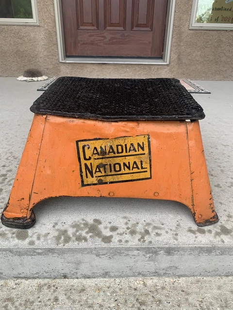 VINTAGE RAILWAY/RAILROAD CONDUCTORS Step/Stool Canada National Railroad ...