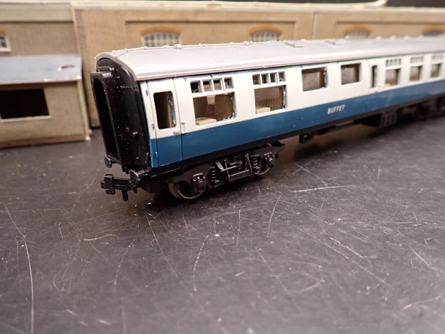 TRIX TTR OO Gauge Br Mk1 Buffet Car in Blue & Grey Livery M1820 (K10) £ ...