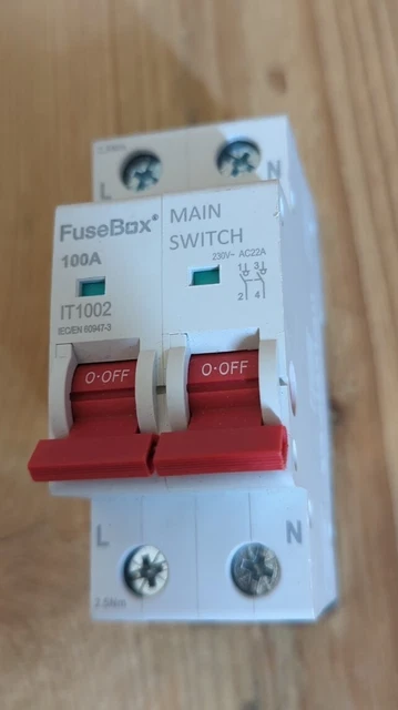 FUSEBOX IT1002 100A Double Pole Main Switch Isolator Switch ...