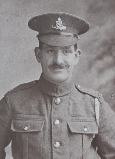 WW1 ROYAL FIELD Artillery (RFA) soldier, w/ spurs, swagger stick ...