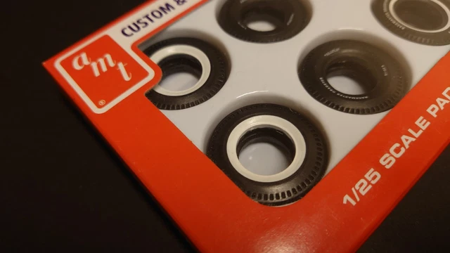 AMT 1960S WHITEWALL Drag Slicks Parts Pack - 1/25 Scale Model Kit ...