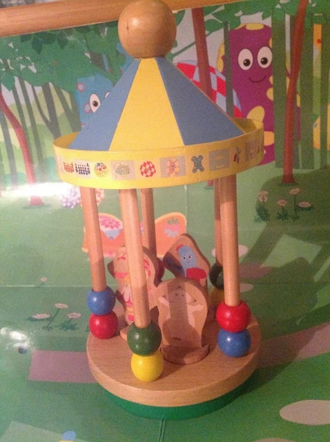 IN THE NIGHT Garden Spinning Wooden Gazebo/Carousel with Figures - Rare ...